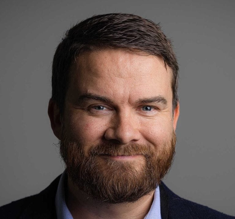 How to Humanize AI Content: 8 Essential Strategies for 2024